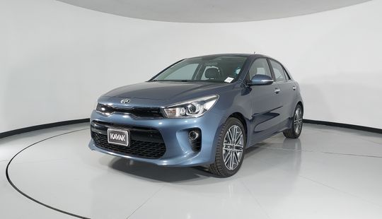 Autos Kia Rio 2020 Hatchback Seminuevos en México | Kavak