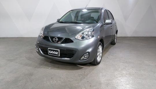 Autos Nissan March Seminuevos en México | Kavak
