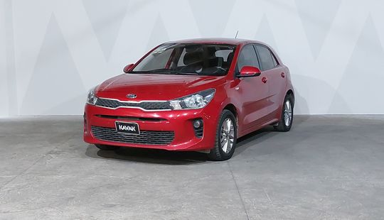 Autos Kia Rio 2020 Hatchback Seminuevos en México | Kavak