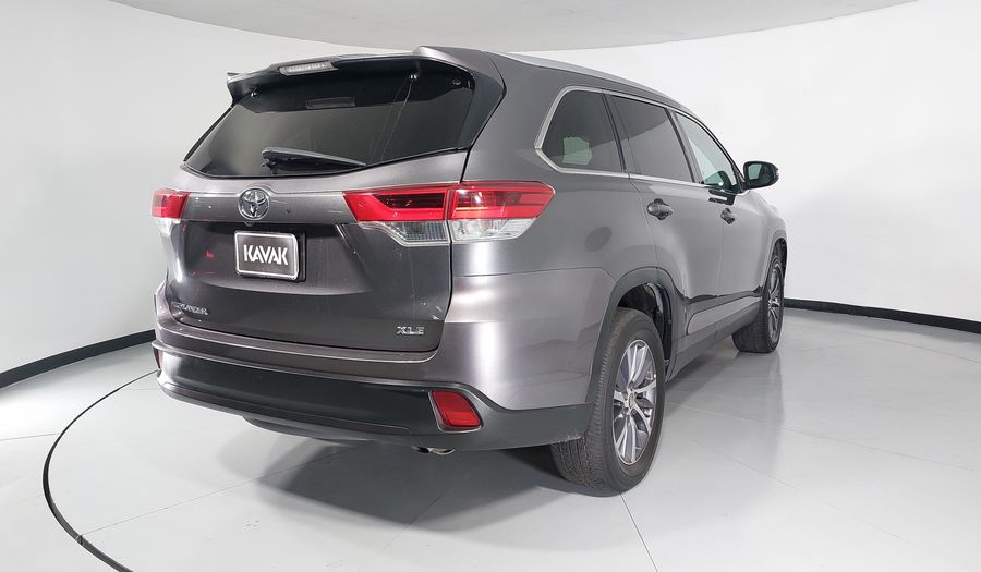 Autos Toyota Highlander 3.5 XLE AUTO Suv 2019 usados | KAVAK México