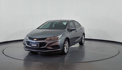 Autos Chevrolet Cruze Ii 1.4 T LS MT Sedan 2018 usados | KAVAK Argentina