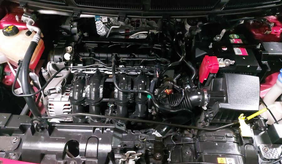 Autos Ford Figo 1.5 FIGO TITANIUM AT Sedan 2017 usados | KAVAK México