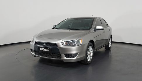 Carros Mitsubishi Lancer HL Sedan 2016 usados | KAVAK Brasil