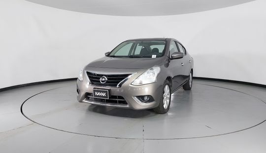 Autos Nissan Versa 2017 Automatic Seminuevos en México | Kavak