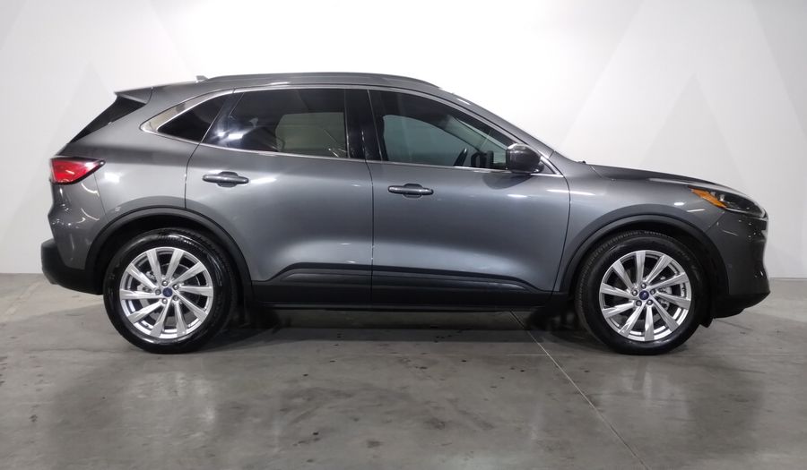 Autos Ford Escape 2.5 HEV TITANIUM CVT Suv 2022 usados | KAVAK México