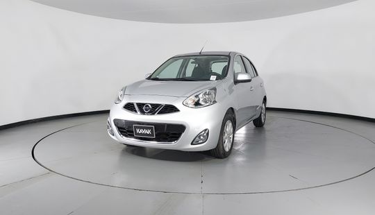 Autos Nissan March Automatico Seminuevos en México | Kavak