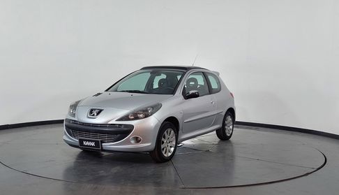 Autos Peugeot 207 COMPACT 1.6 XT PREMIUM Hatchback 2010 usados | KAVAK ...