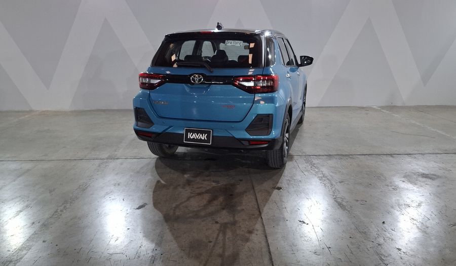 Autos Toyota Raize 1.0 XLE BITONO CVT Suv 2023 usados | KAVAK México