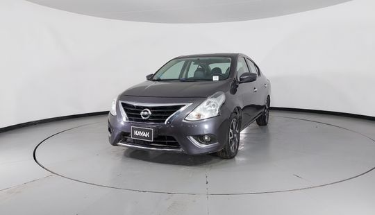 Autos Nissan Versa 2017 Automatic Seminuevos en México | Kavak