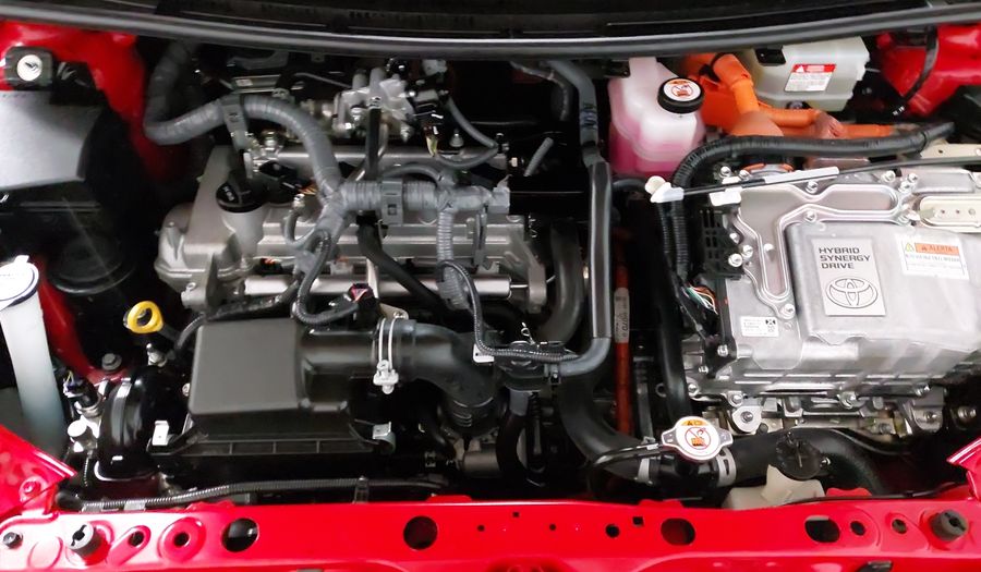 Autos Toyota Prius C 1.5 HYBRID AUTO Hatchback 2020 usados | KAVAK México
