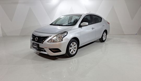 Autos Nissan Versa 2017 Automatic Seminuevos en México | Kavak