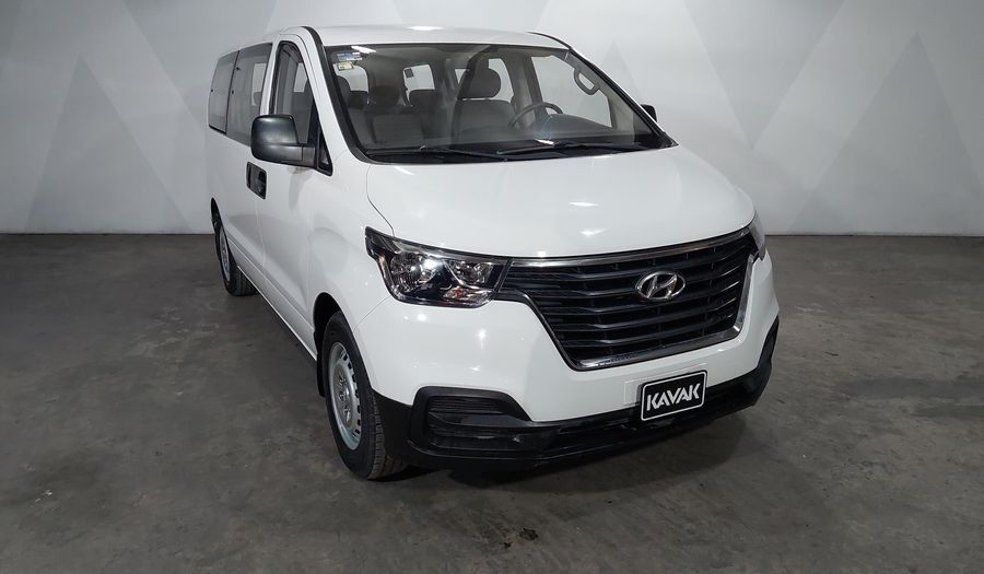Autos Hyundai Starex 2.4 12 PASAJEROS Van 2019 usados | KAVAK México