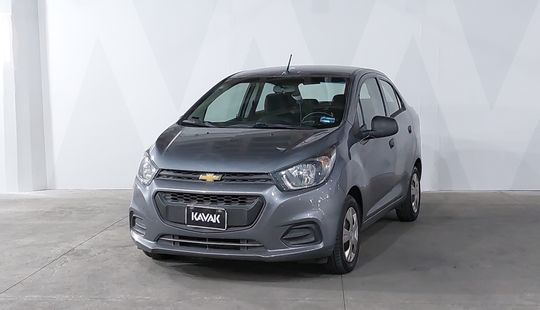 Autos Chevrolet Beat Seminuevos en México | Kavak