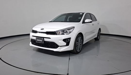 Autos Kia Rio Automatico Blanco Seminuevos en México | Kavak