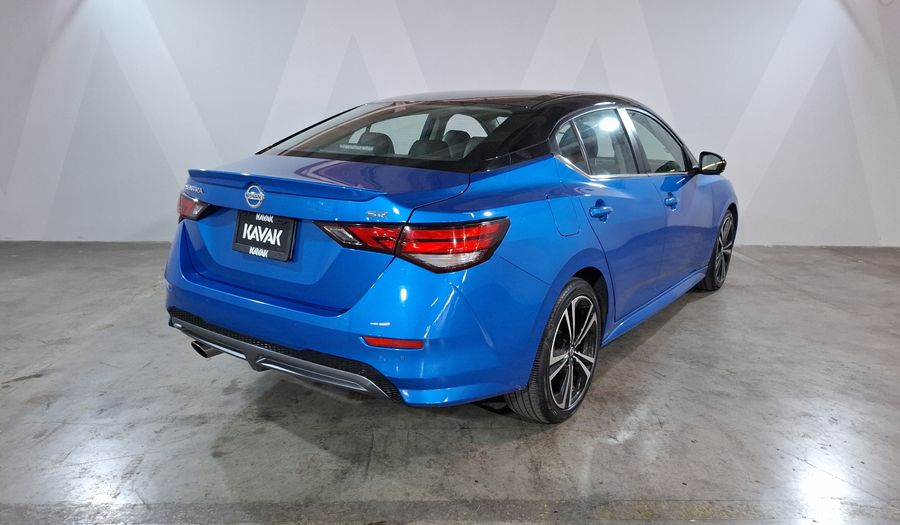 Autos Nissan Sentra 2.0 SR PLATINUM BITONO CVT Sedan 2023 usados ...