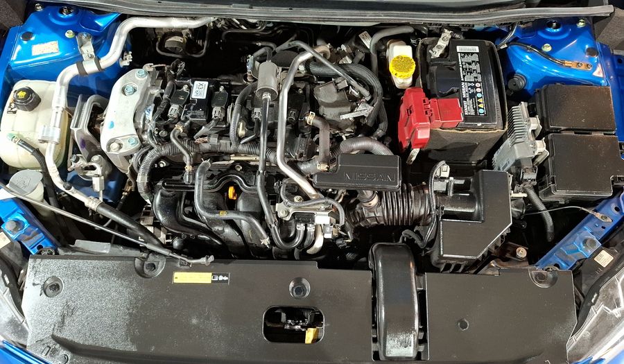 Autos Nissan Sentra 2.0 SR PLATINUM BITONO CVT Sedan 2023 usados ...