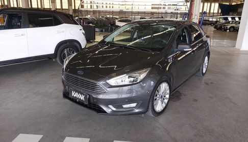 Carros Ford Focus TITANIUM SEDAN Sedan 2016 usados | KAVAK Brasil