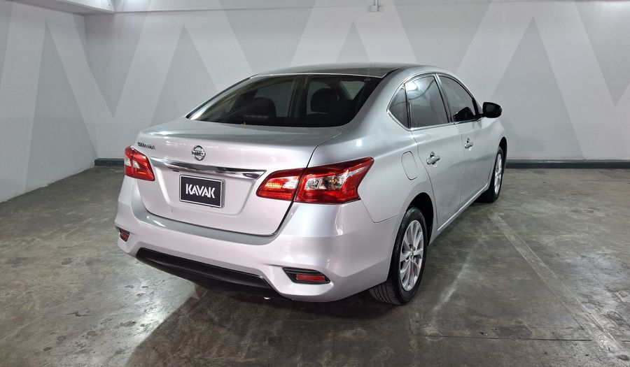 Autos Nissan Sentra 1.8 ADVANCE Sedan 2018 usados | KAVAK México