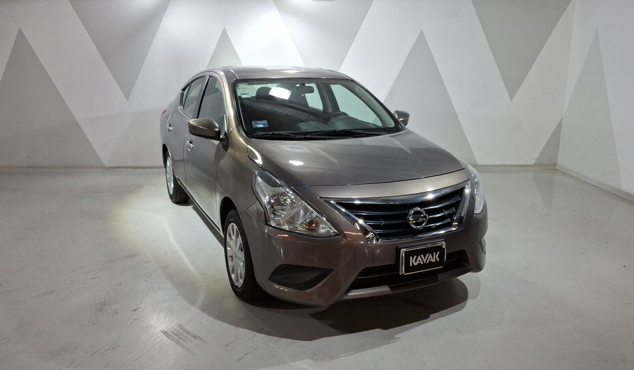 Autos Nissan Versa 1.6 SENSE Sedan 2018 usados | KAVAK México