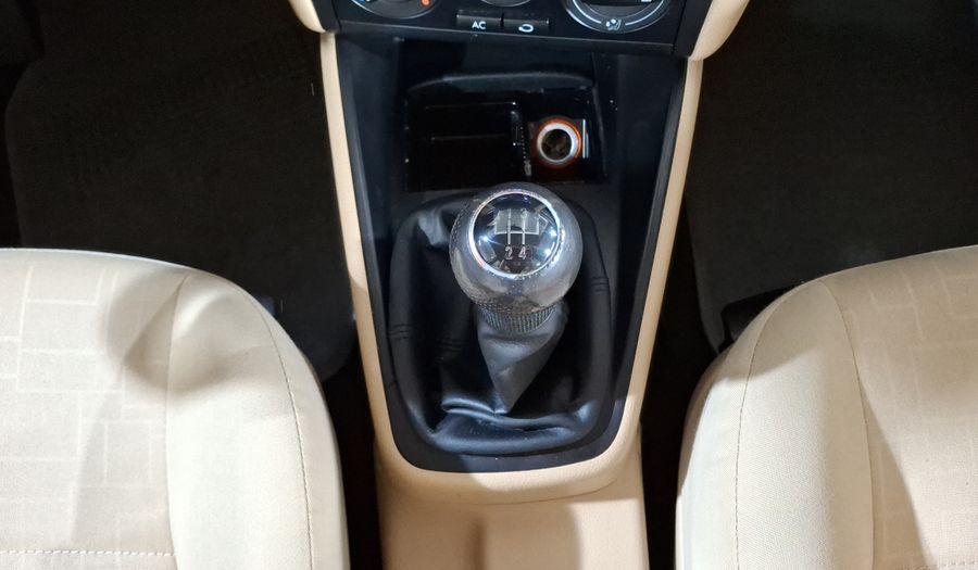 Autos Volkswagen Jetta Clasico 2.0 CL MT Sedan 2014 usados | KAVAK México