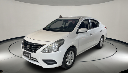 Autos Nissan Versa 2016 Estandar Seminuevos en México | Kavak