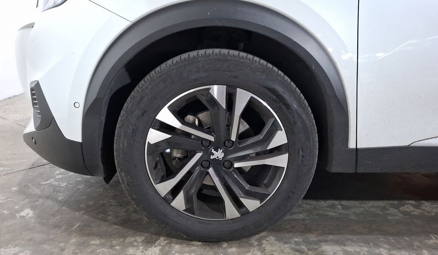 Autos Peugeot 2008 1.2 GT AUTO FL Suv 2024 usados | KAVAK México