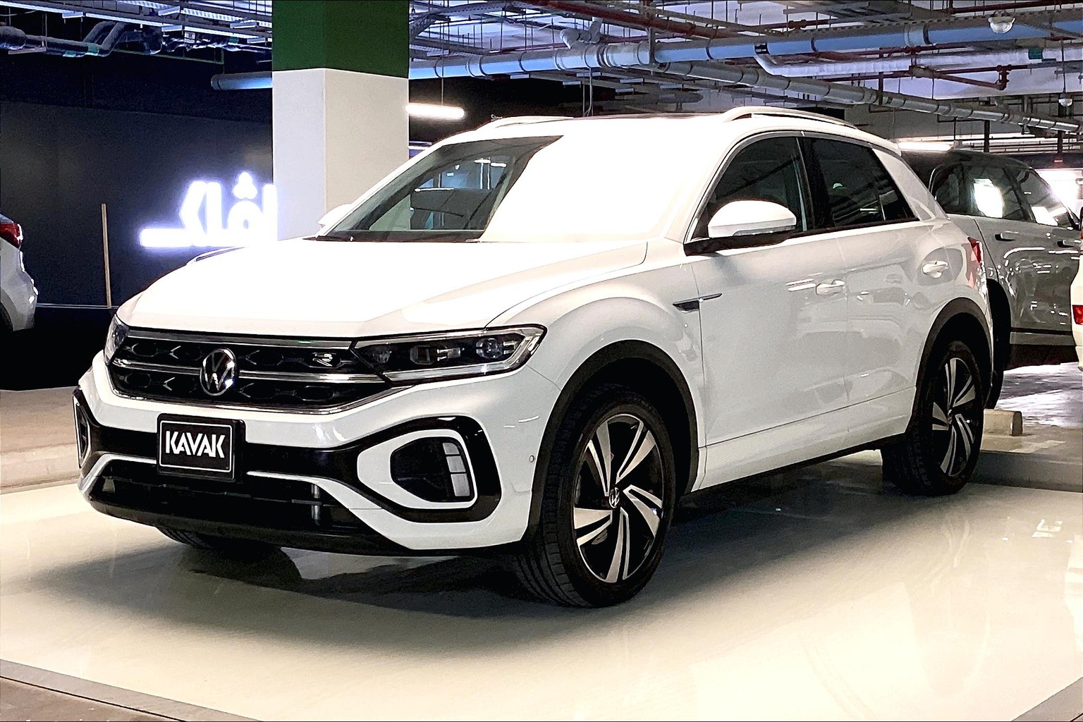 Used Volkswagen T-roc RLINE Suv 2024 Cars for Sale | KAVAK UAE