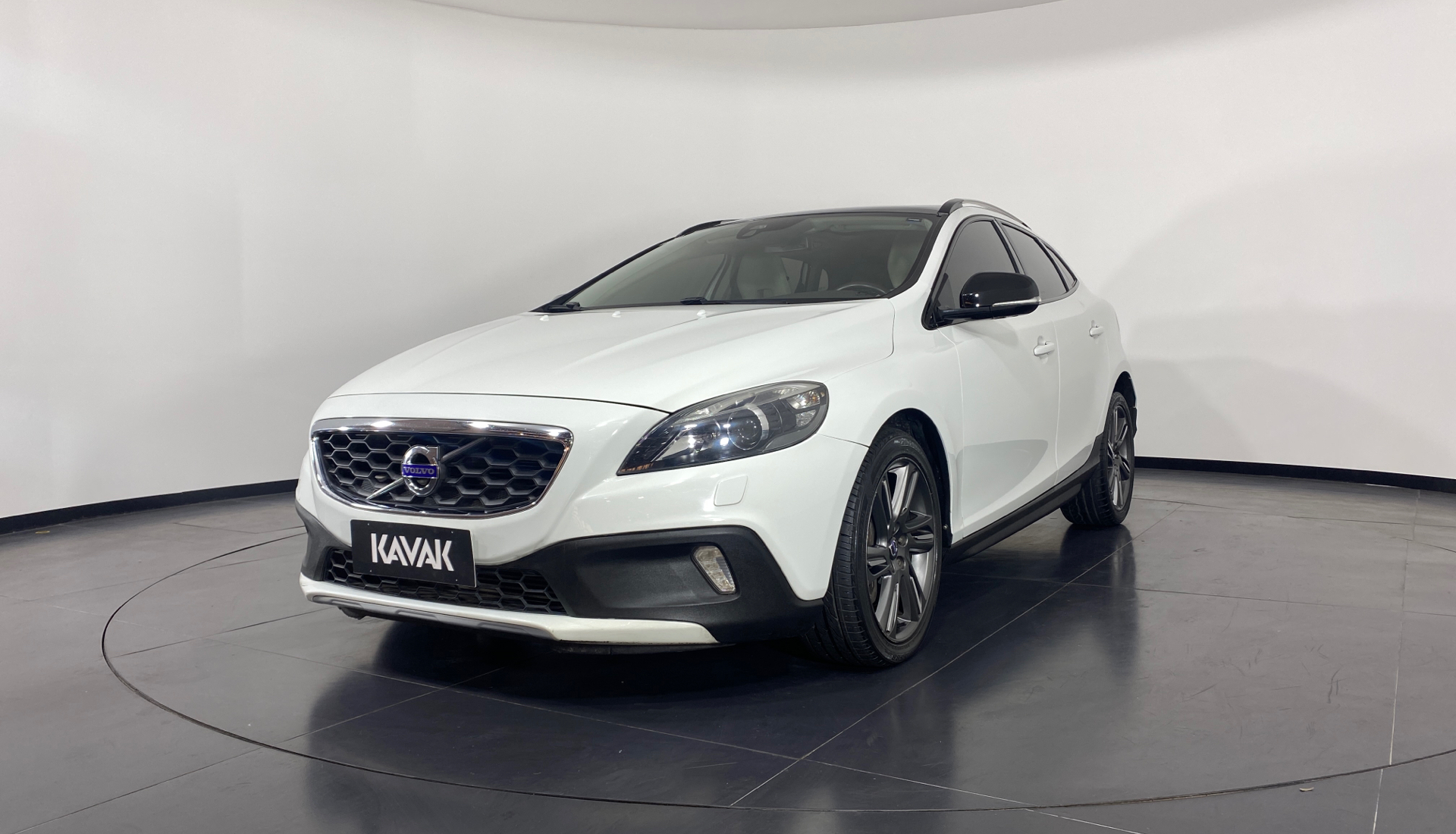 Carros Volvo V40 T5 CROSS COUNTRY AWD TURBO Hatchback 2014 usados ...
