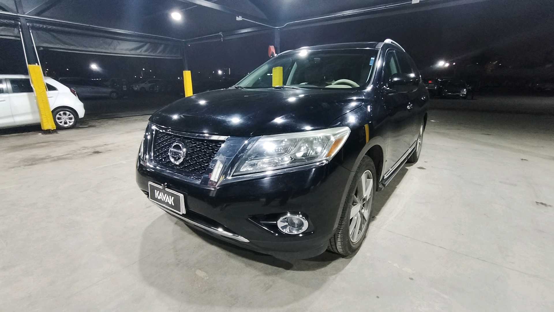 Autos Nissan Pathfinder 3.5 EXCLUSIVE CVT 4WD Suv 2015 usados | KAVAK Chile