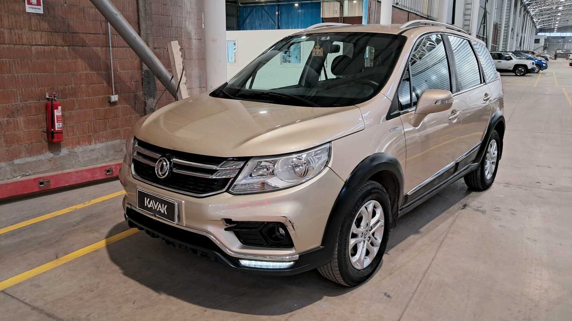 Autos Dfm Joyear X3 1.6 LUXURY Suv 2020 usados | KAVAK Chile