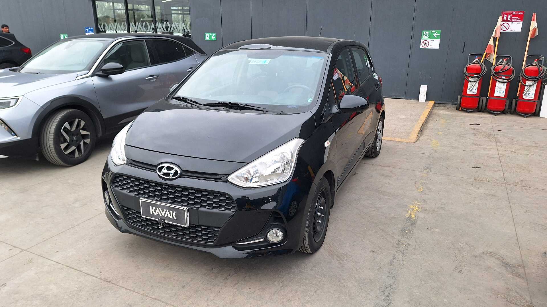 Autos Hyundai Grand I10 1.2 GLS AC 2AB ABS PE HB Hatchback 2020 usados ...