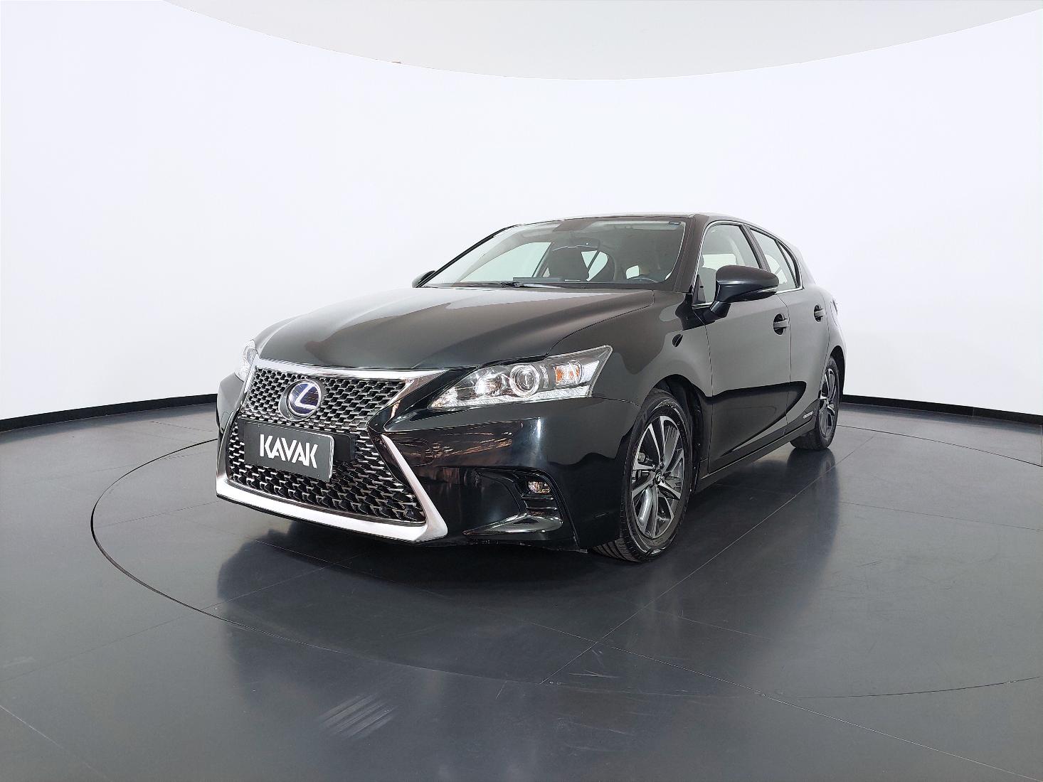 Carros Lexus Ct200h HÍBRIDO Hatchback 2018 usados | KAVAK Brasil