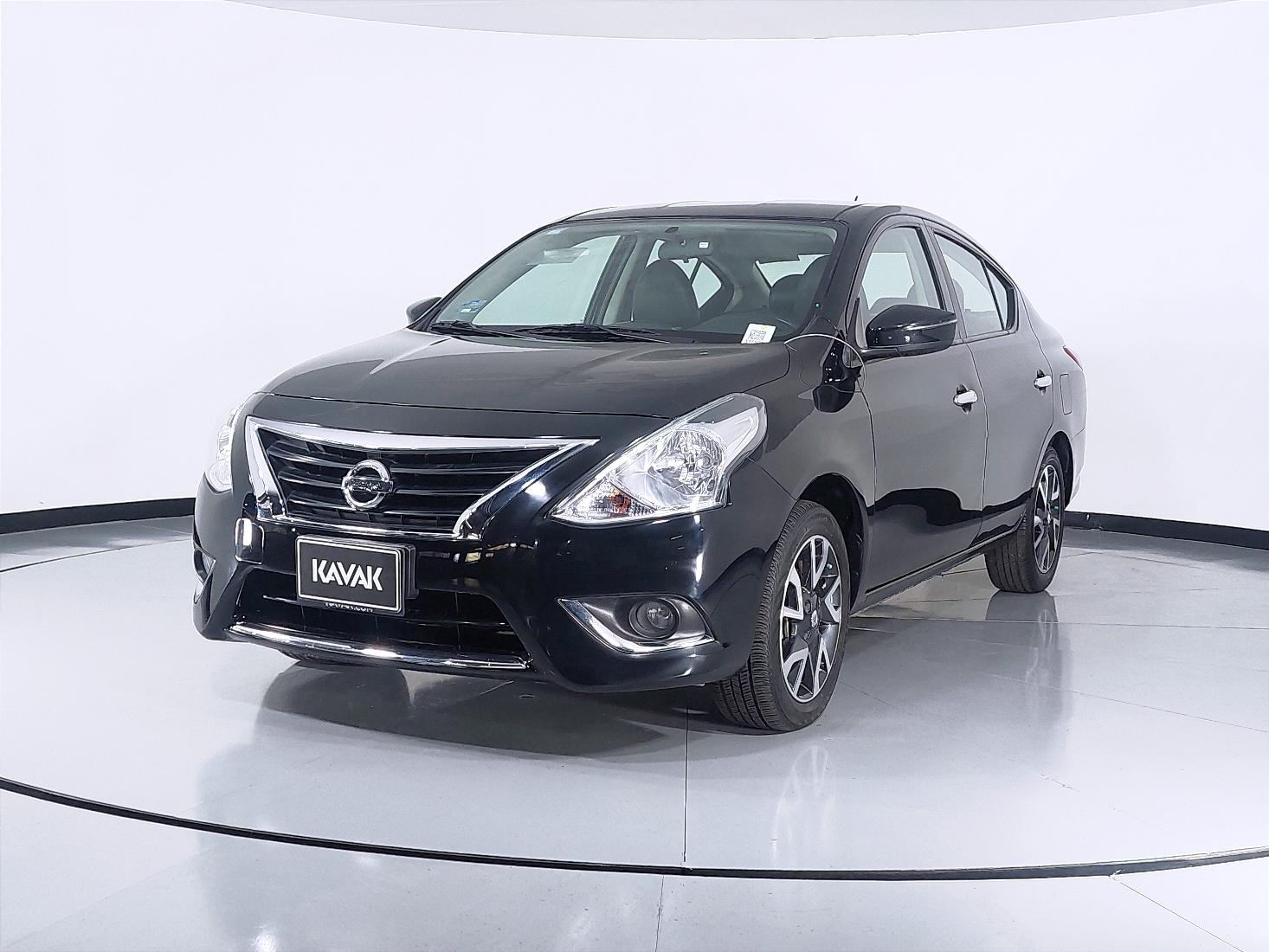 Autos Nissan Versa 1.6 EXCLUSIVE AUTO Sedan 2018 usados | KAVAK México