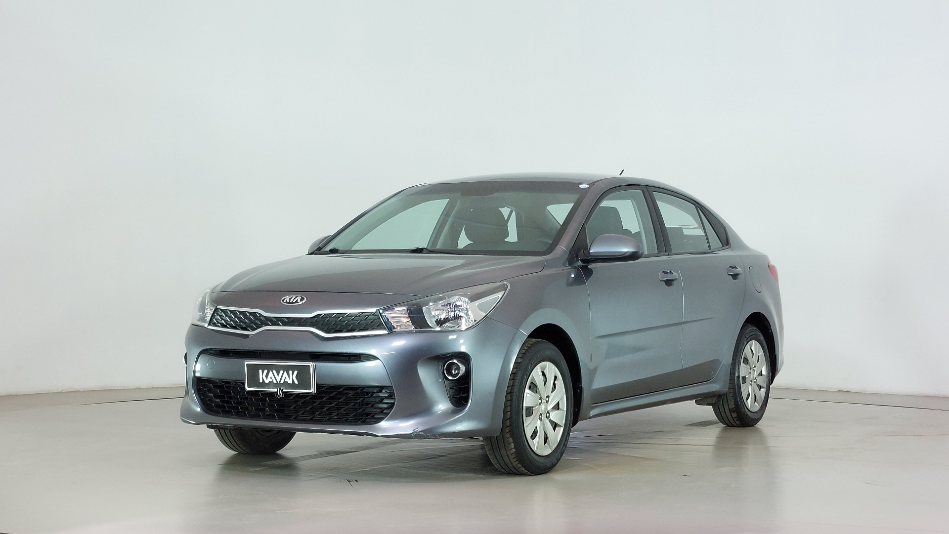 Autos Kia Rio 4 1.4 LX MT Sedan 2018 usados | KAVAK Chile