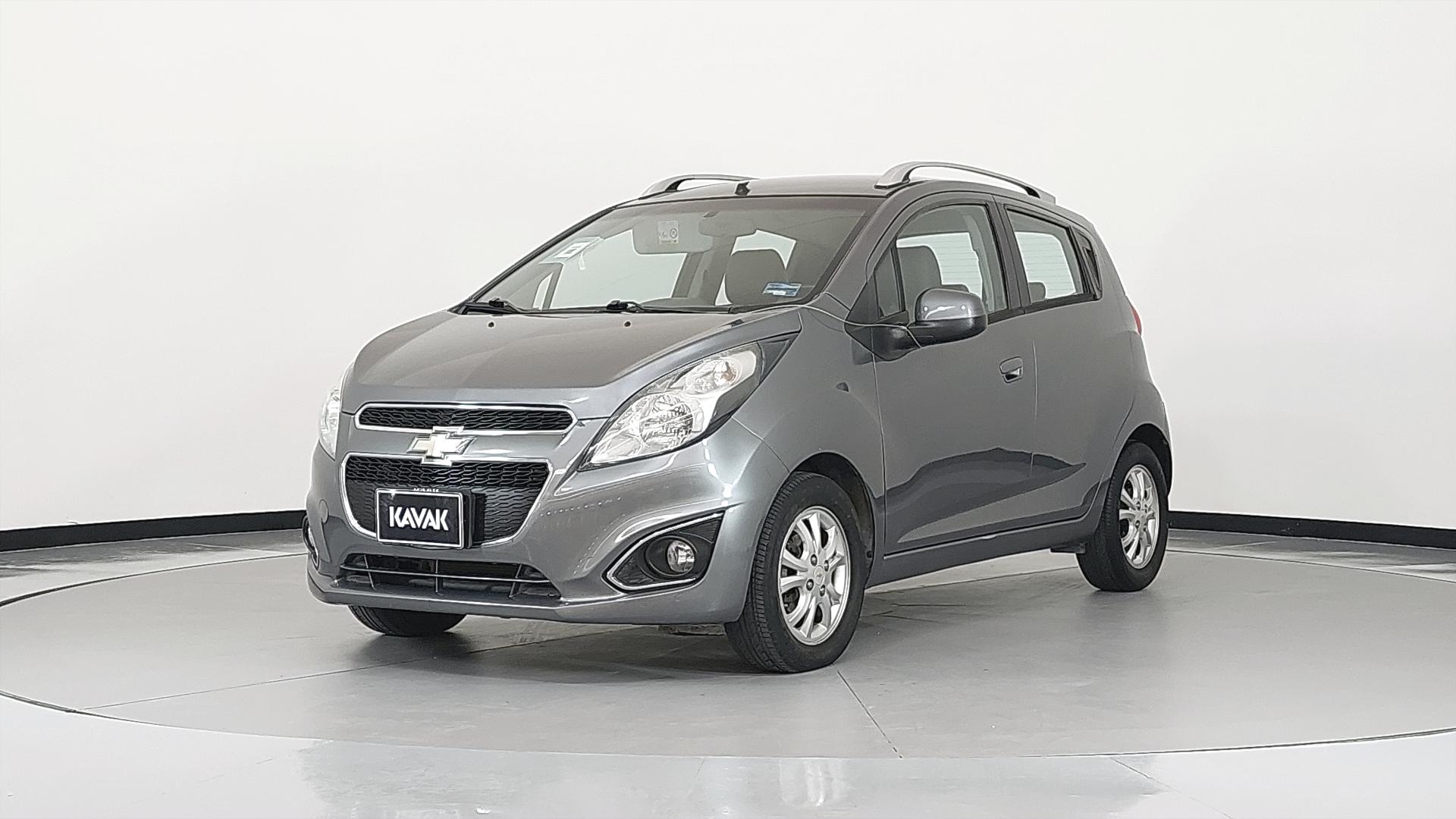 Autos Chevrolet Spark 1.2 LTZ C MT Hatchback 2016 usados | KAVAK México