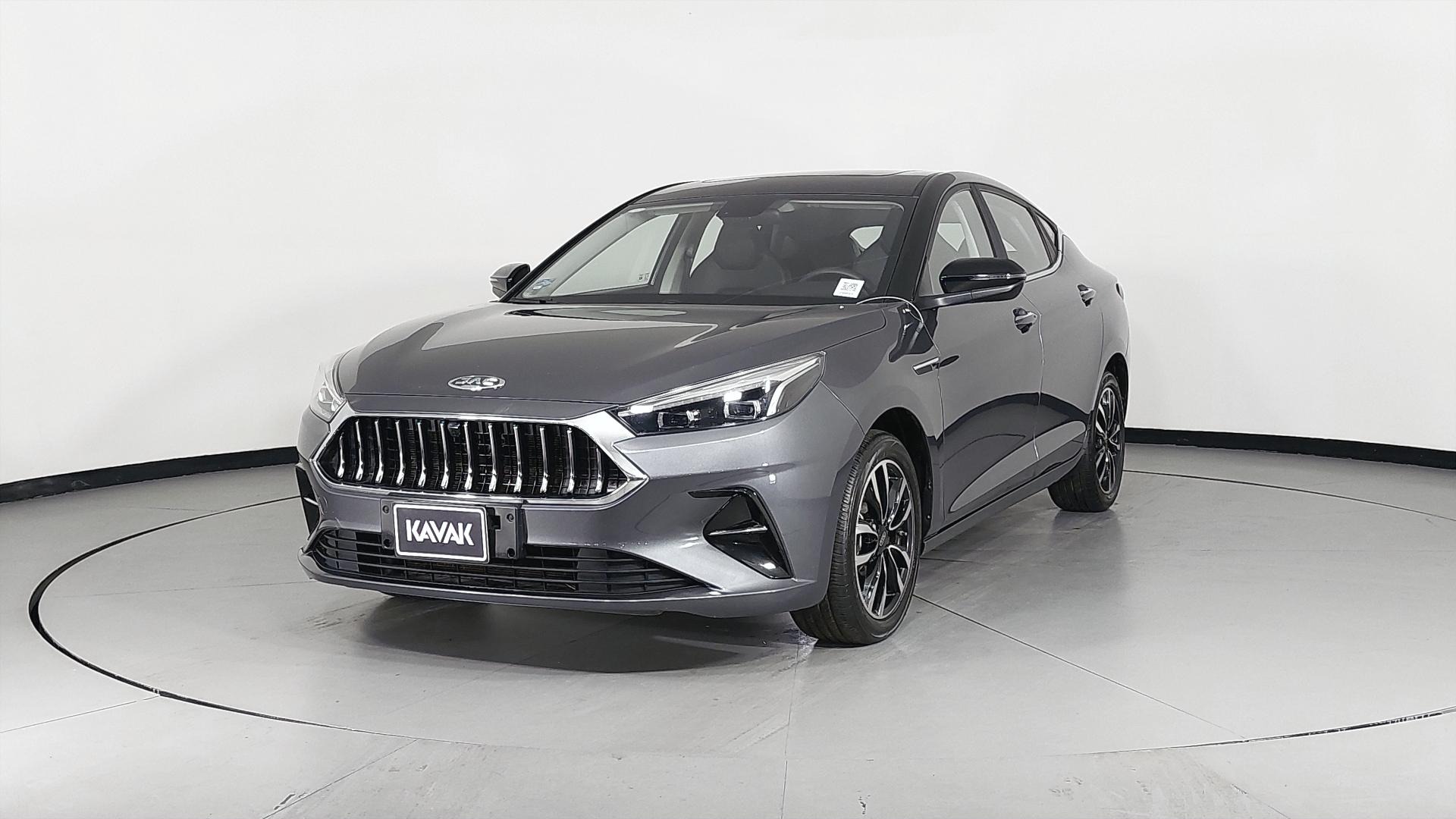 Autos Jac J7 1.5 QUANTUM CVT Hatchback 2022 usados | KAVAK México