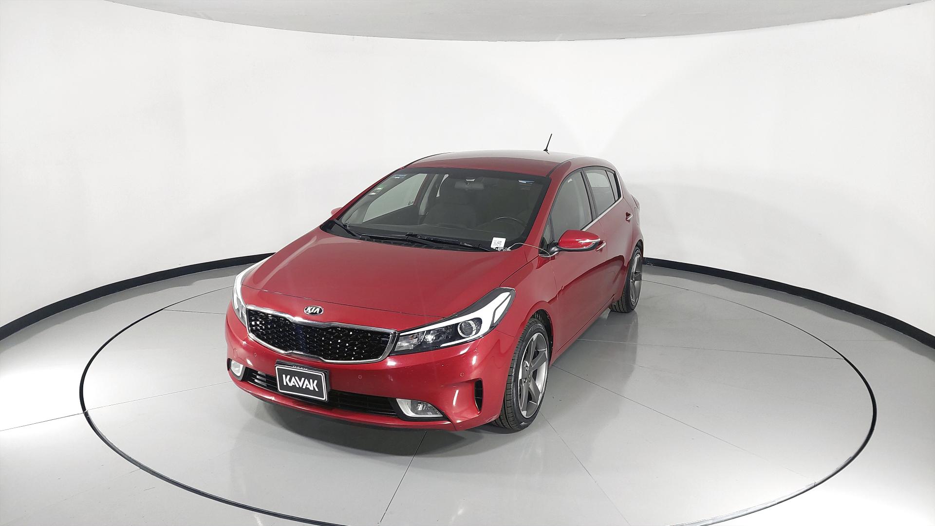 Autos Kia Forte 2.0 EX Hatchback 2018 usados | KAVAK México