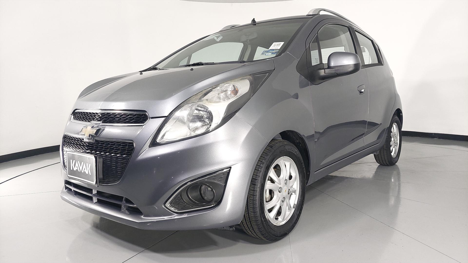 Autos Chevrolet Spark Cargo 1.2 LTZ C MT Hatchback 2017 usados | KAVAK ...