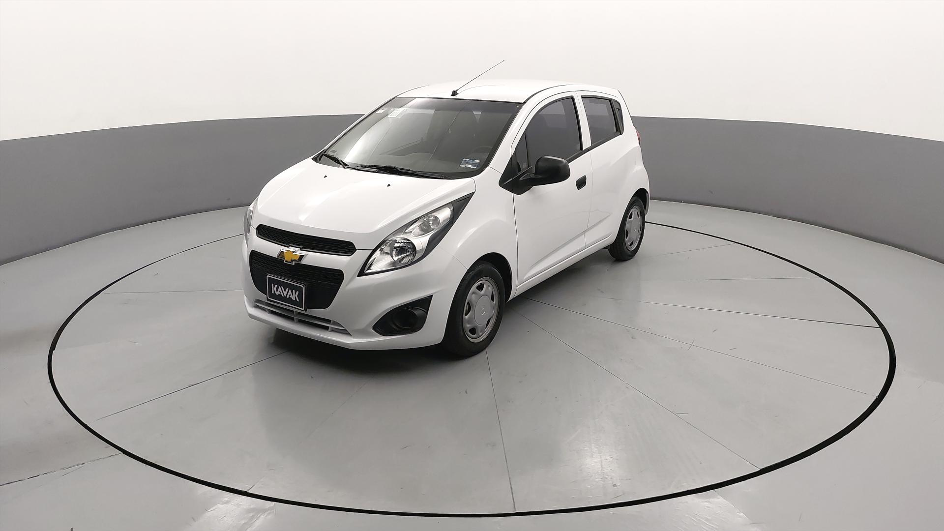 Autos Chevrolet Spark Classic 1.2 LT B MT Hatchback 2016 usados | KAVAK ...