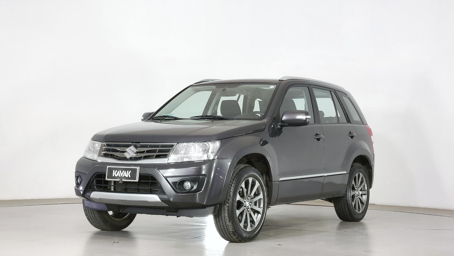 Autos Suzuki Grandnomade 2.4 GLX SPORT MT 4X4 Suv 2018 usados | KAVAK Chile