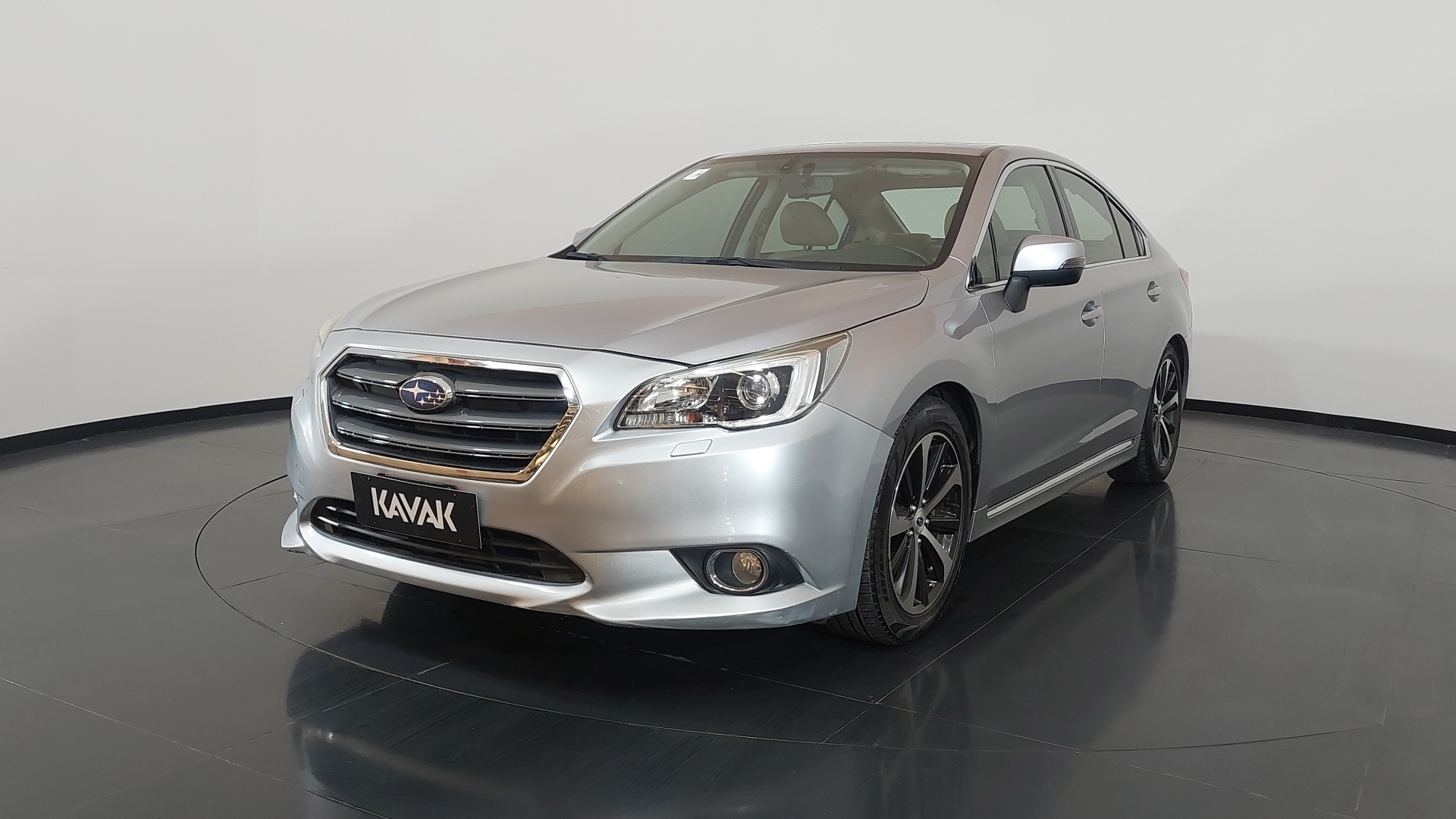 Carros Subaru Legacy R Sedan 2015 usados | KAVAK Brasil