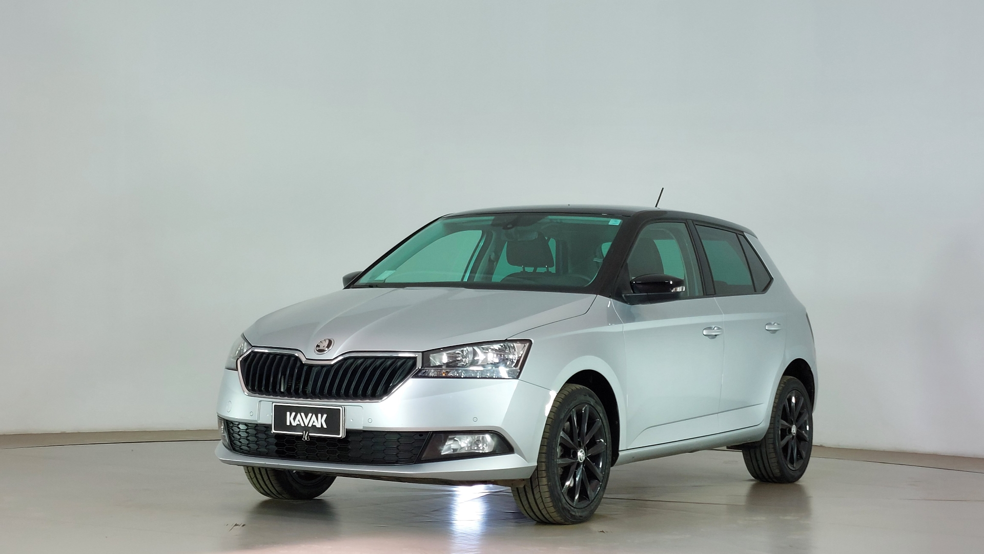 Autos Skoda Fabia 1.0 HB MT Hatchback 2021 usados | KAVAK Chile