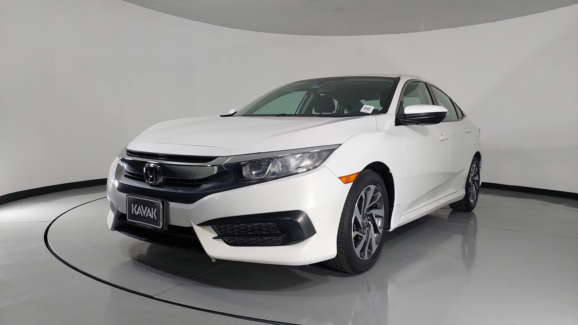 Autos Honda Civic 2.0 EX CVT Sedan 2016 usados | KAVAK México