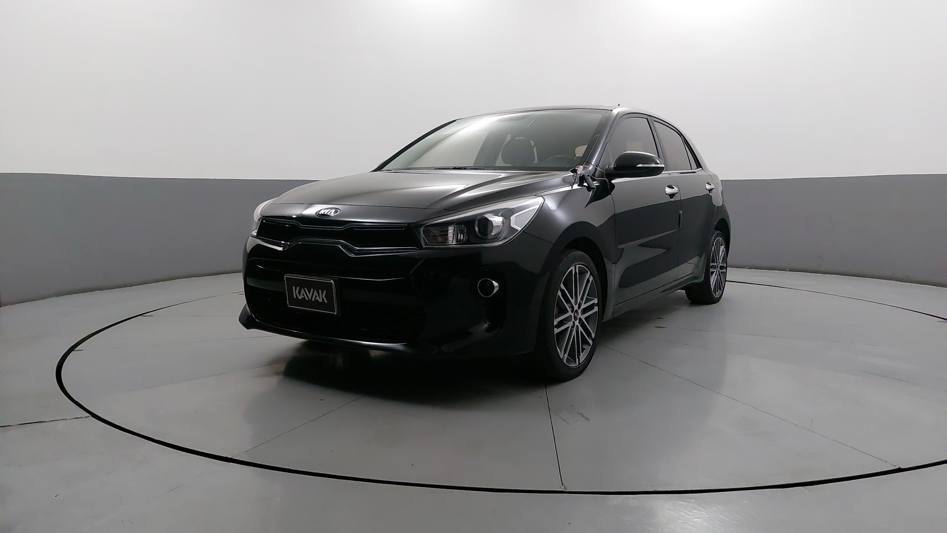 Autos Kia Rio 1.6 EX PACK AUTO Hatchback 2020 usados | KAVAK México