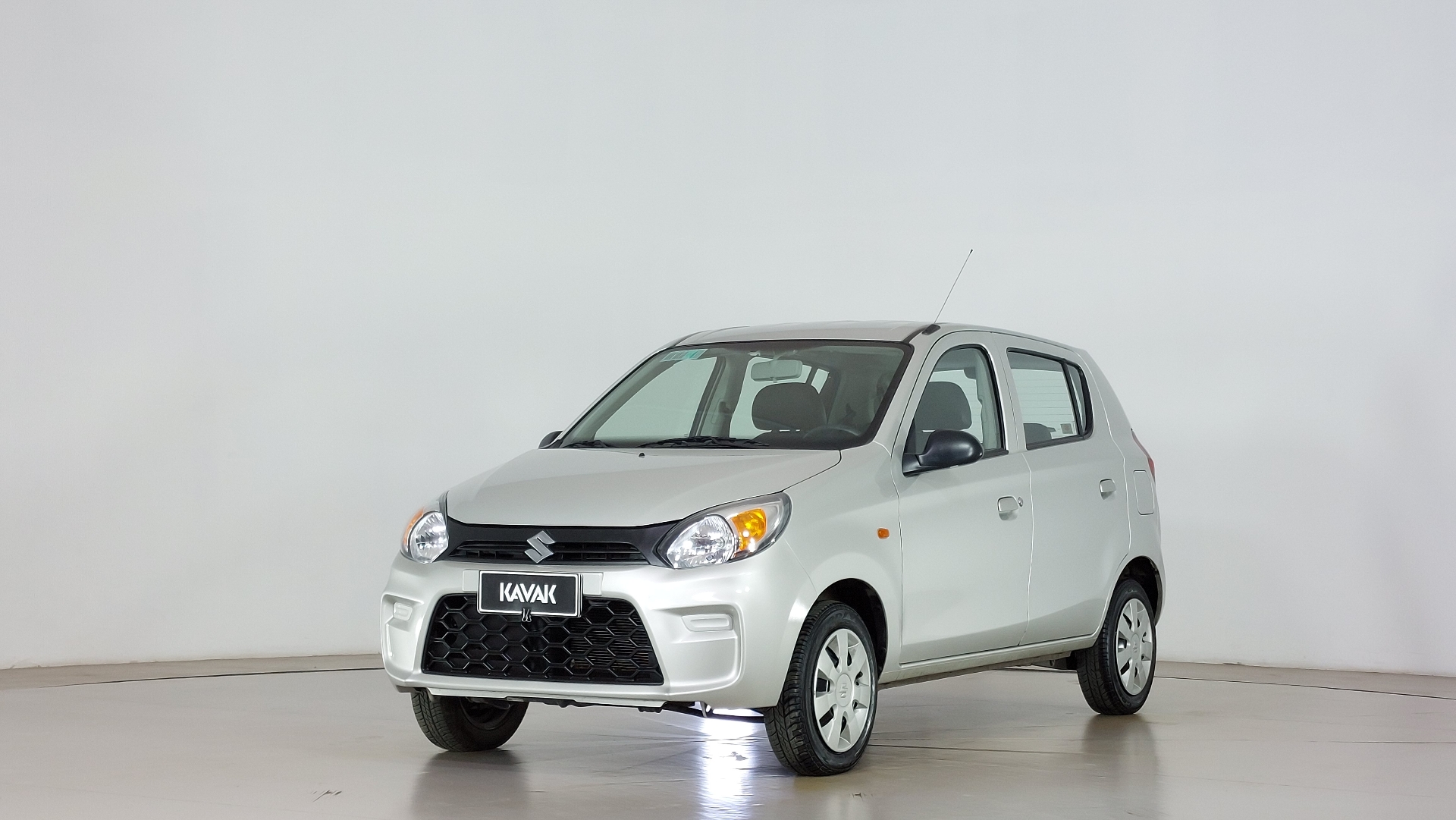 Autos Suzuki Alto 0.8 800 GLX MT Hatchback 2020 usados | KAVAK Chile