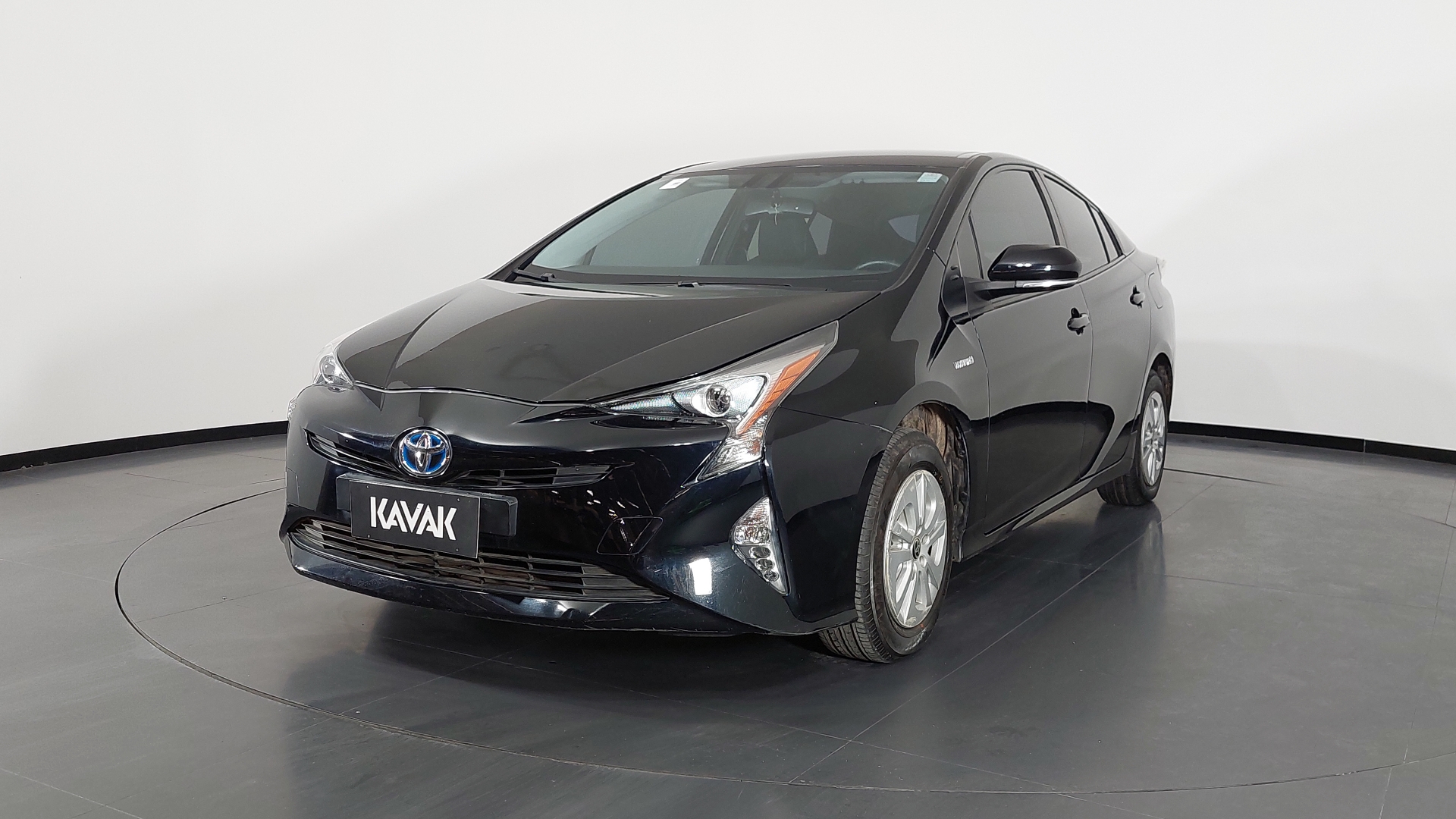Carros Toyota Prius HIBRIDO Sedan 2017 usados | KAVAK Brasil