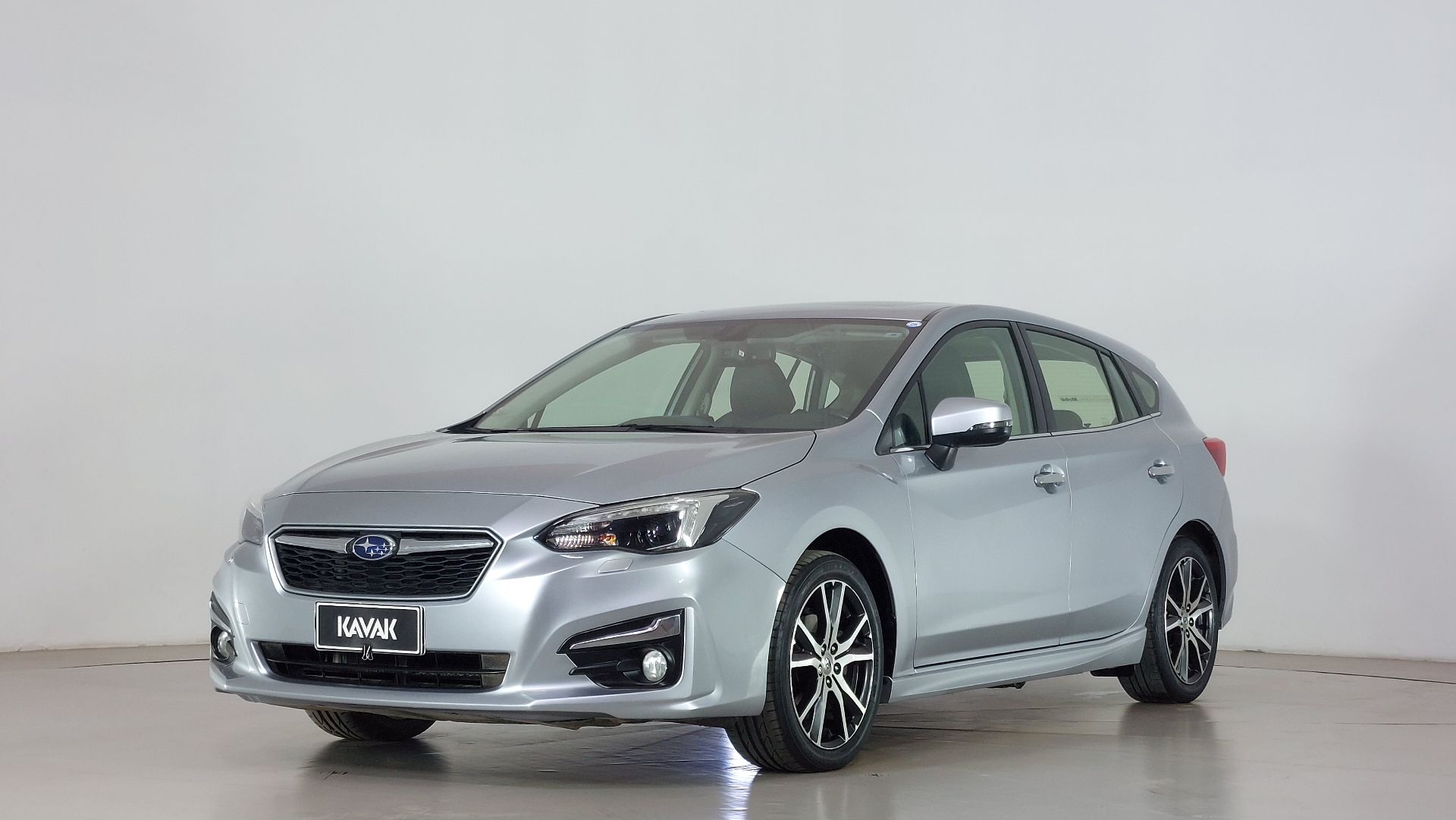 Autos Subaru Impreza 2.0 DYNAMIC AT 4X4 Hatchback 2019 usados | KAVAK Chile
