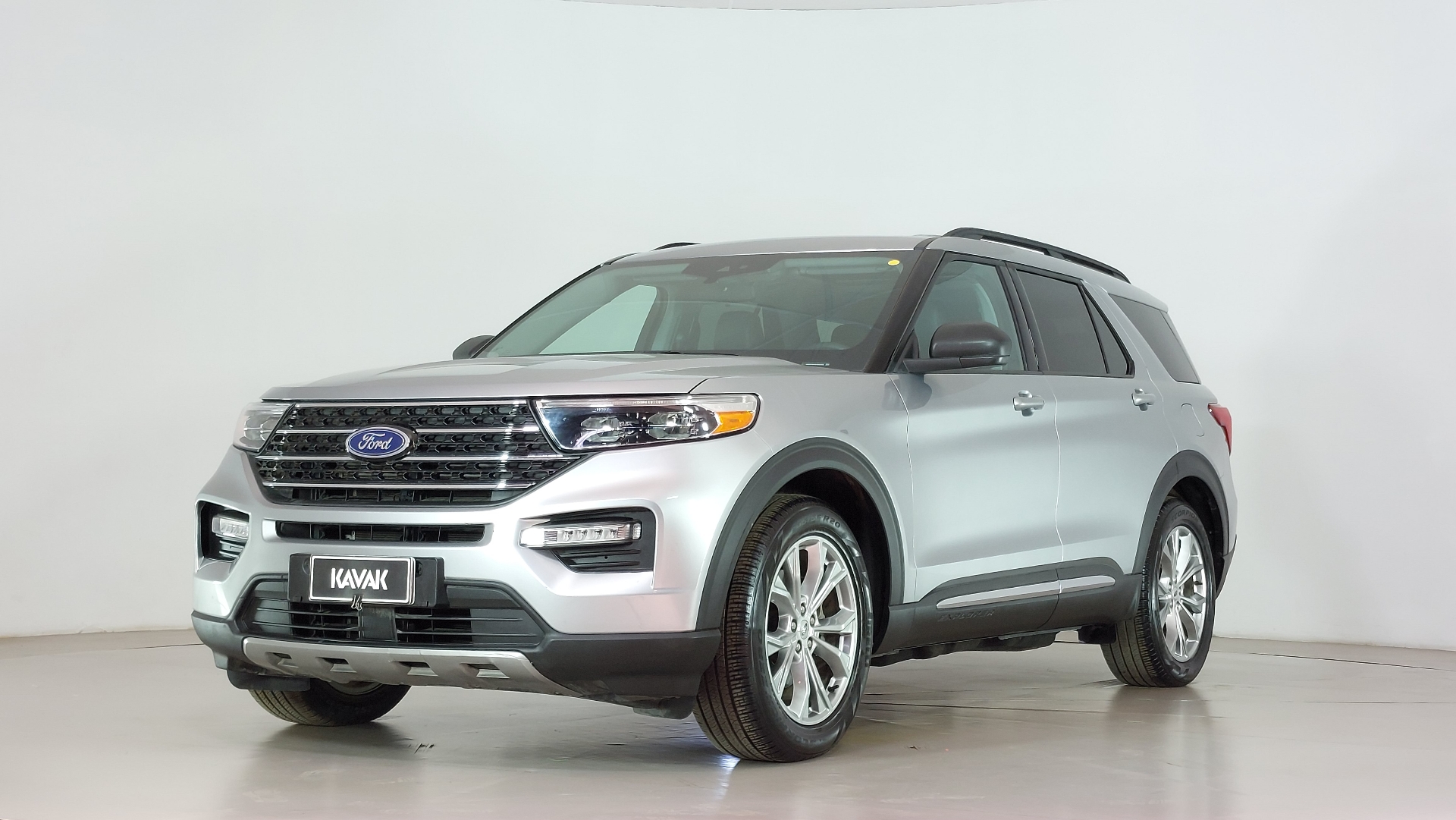 Autos Ford Explorer 2.3 ECOBOOST XLT AT 4X2 Suv 2021 usados | KAVAK Chile