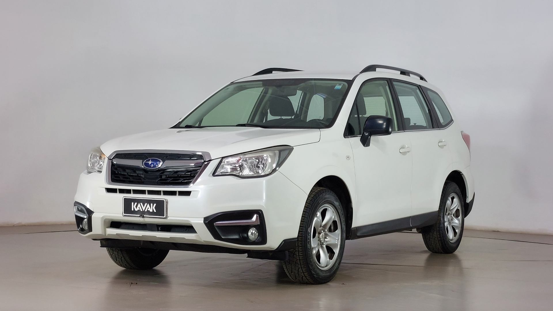 Autos Subaru Forester 2.0I X AWD MT Suv 2017 usados | KAVAK Chile