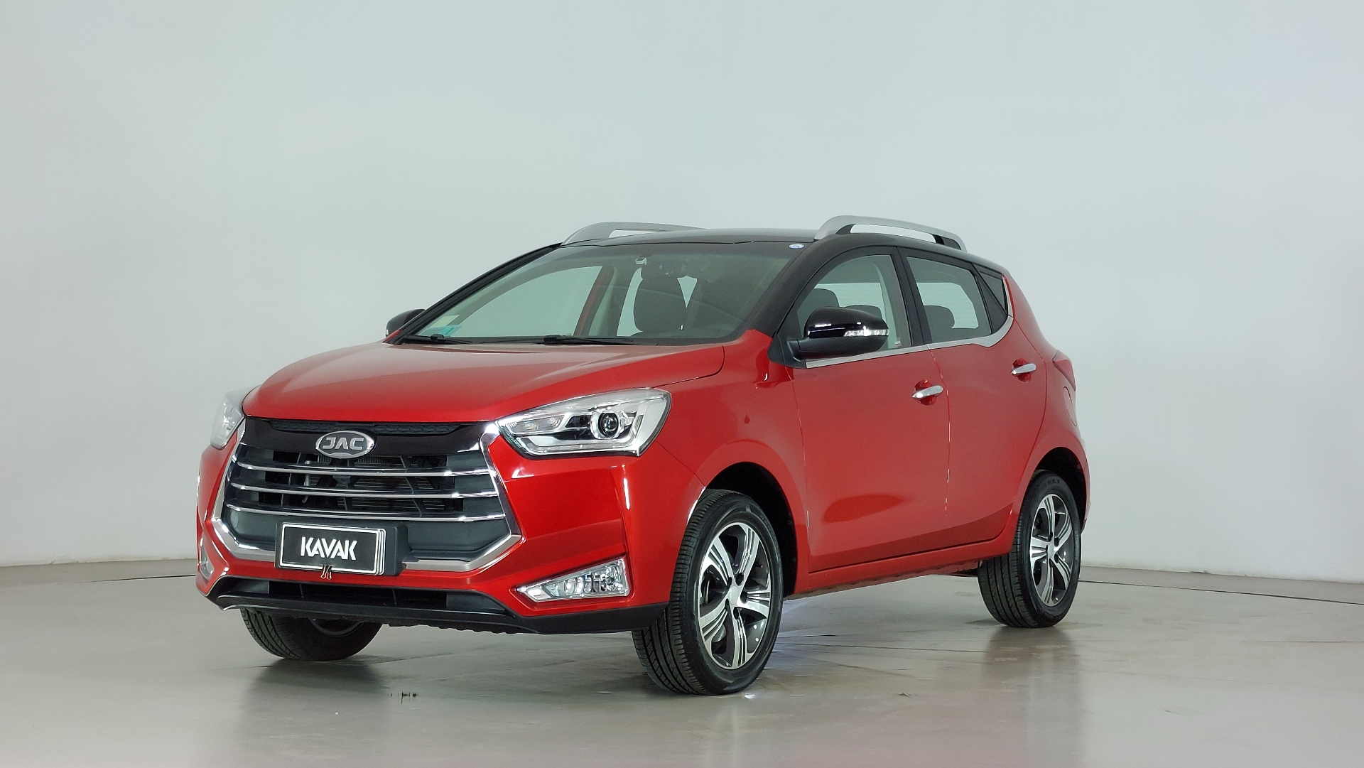 Autos Jac Js2 1.5 COMFORT BICOLOR MT Suv 2022 usados | KAVAK Chile